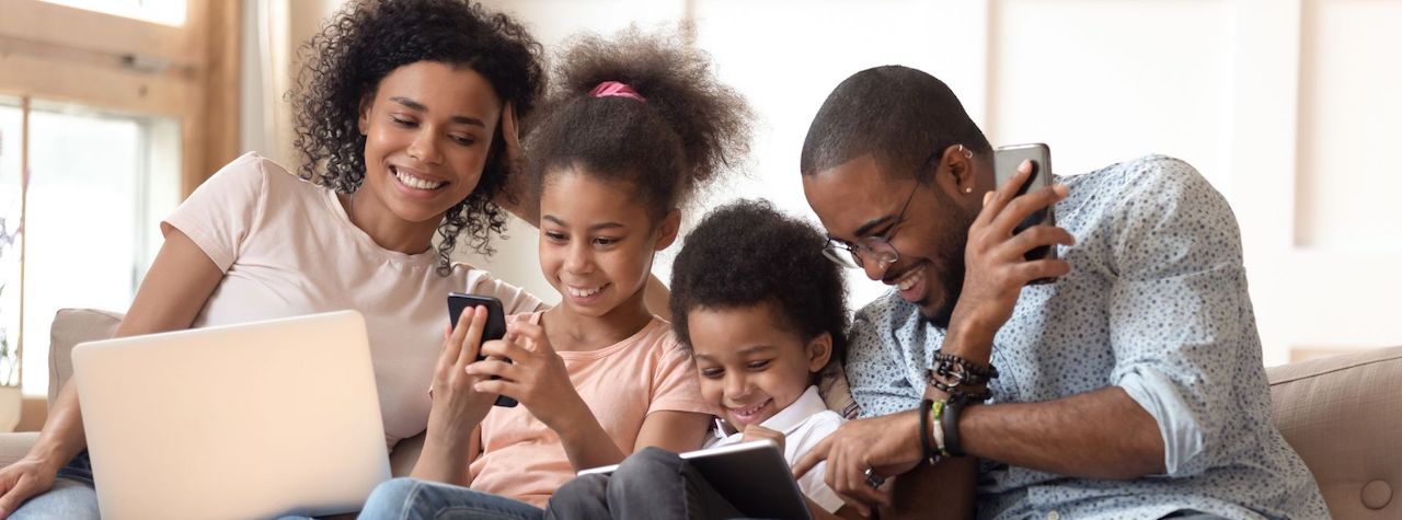 Best Banks for Families 2025: Free Banking Options for Parents and Kids